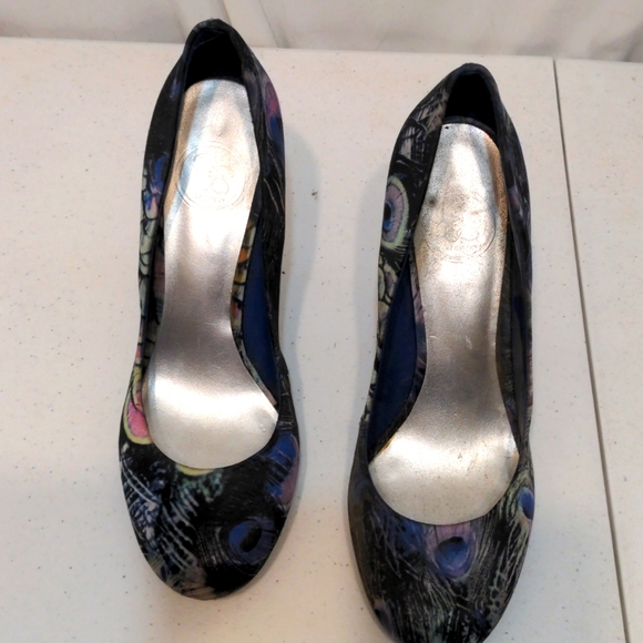 Jessica Simpson | Shoes | Jessica Simpson Blue Peacock Print Heels ...